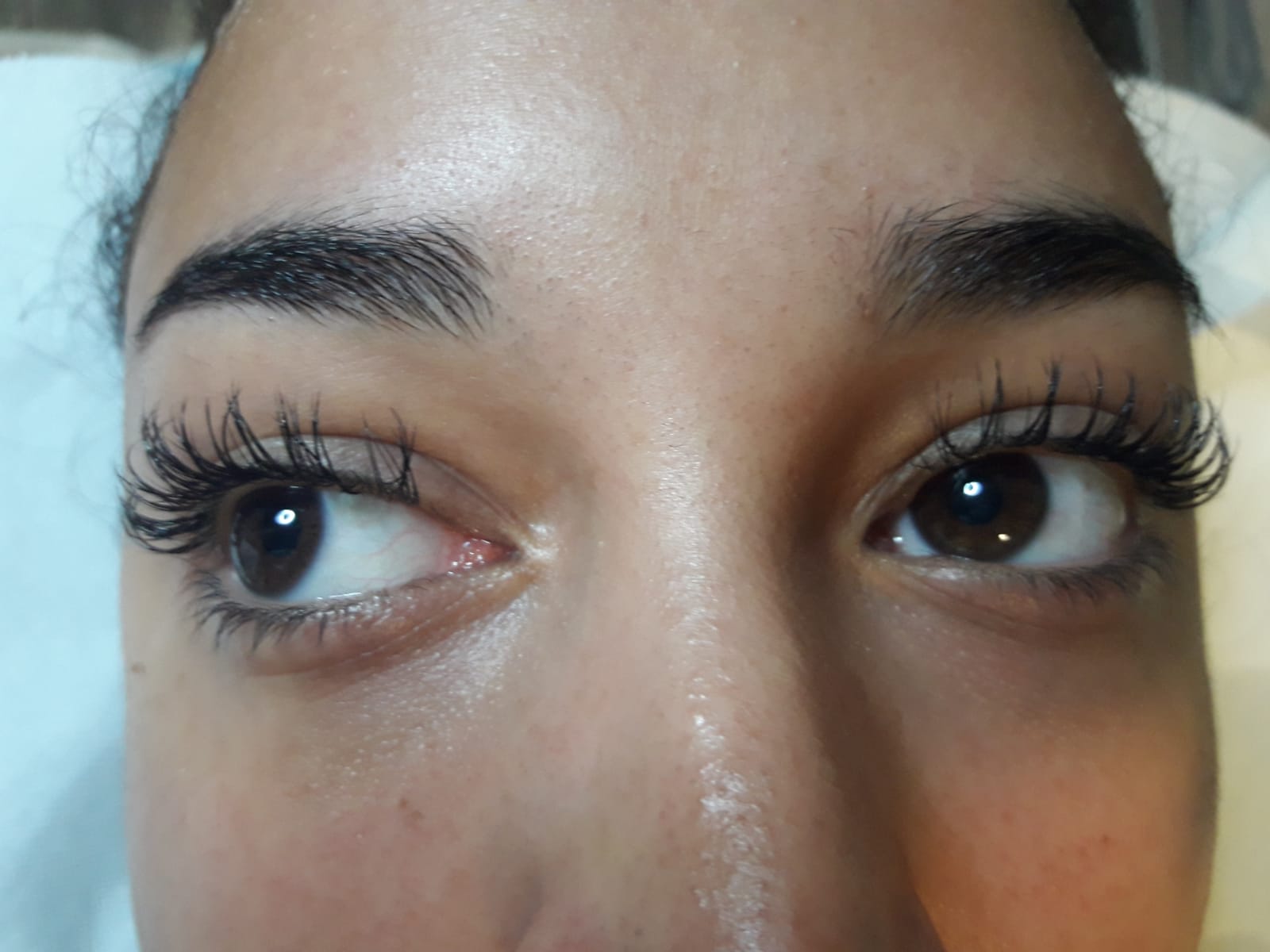 Extension alle ciglia: cosa devi sapere e come curarle - Estetica 2000 ...